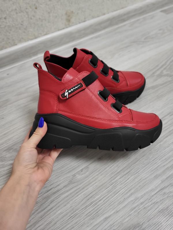 Кроссовки кожаные — цена 2632 грн в каталоге Кроссовки Купить женские вещи по доступной цене на