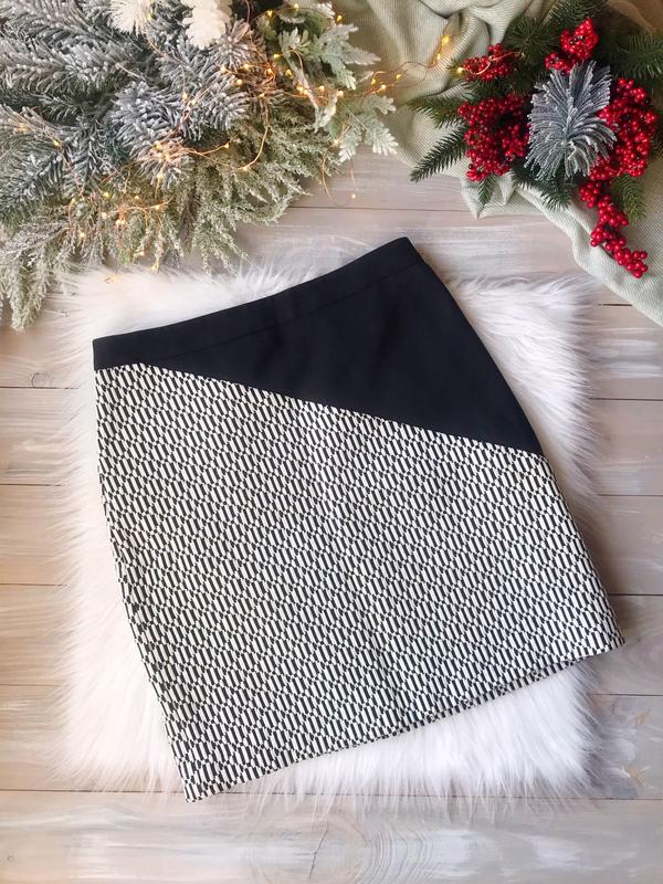 Красива елегантна спідниця Oasis — ціна 175 грн у каталозі Міні спідниці Купити жіночі речі за