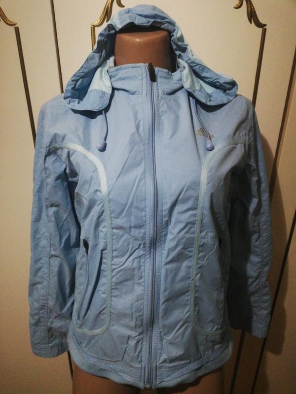 Ветровка — цена 200 грн в каталоге Ветровки Купить женские вещи по доступной цене на Шафе