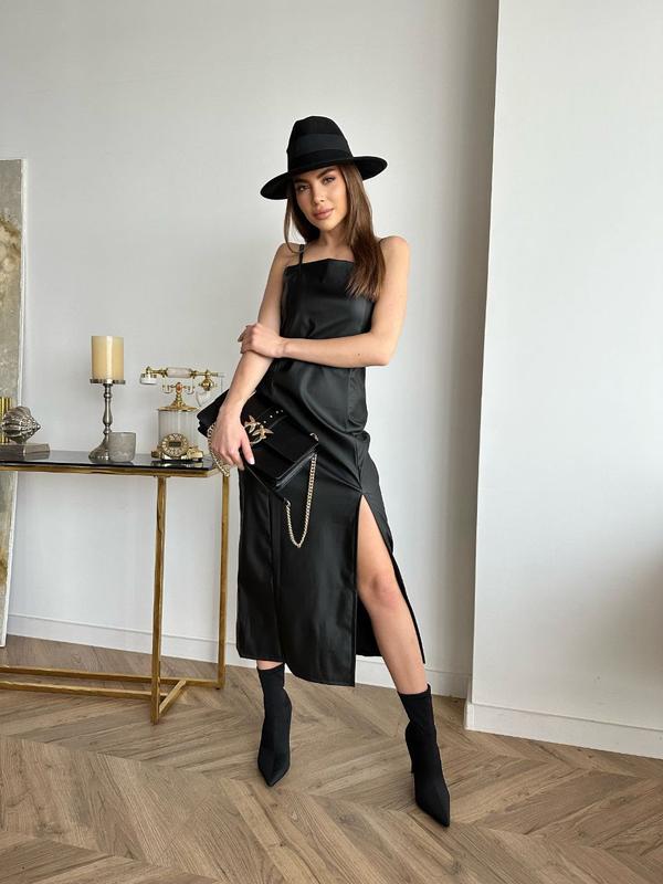 Сарафан з еко шкіри — цена 620 грн в каталоге Сарафаны Купить женские вещи по доступной цене на