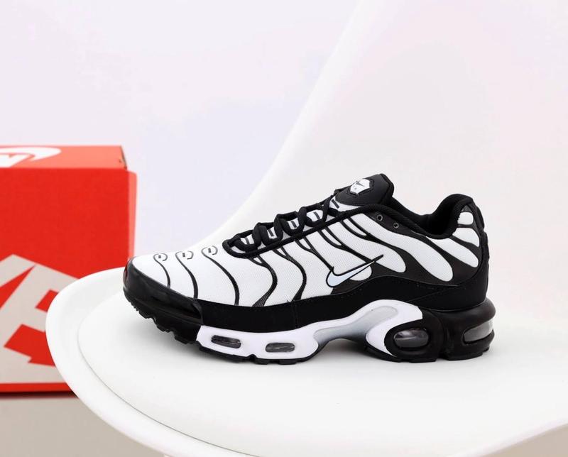 Легкі текстильні кросівки nike air max tn plus black white (найк тн ...