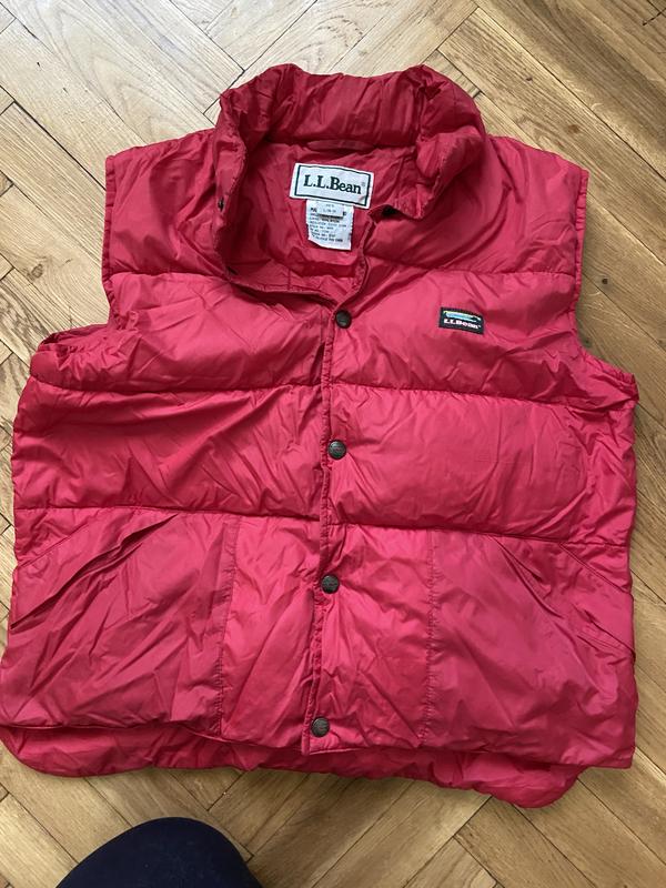 Жилет пуховий — ціна 250 грн у каталозі Жилетки Купити жіночі речі за доступною ціною на Шафі