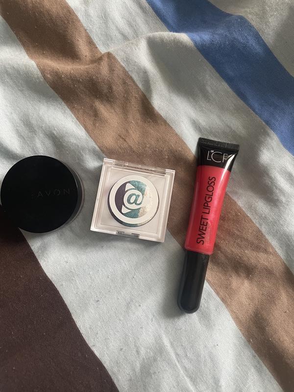 Тени и блеск — цена 160 грн в каталоге Тени для век Купить товары для красоты и здоровья по