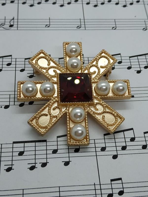 Брошка хрест у стилі шанель мальтійський хрест бароко — ціна 175 грн у каталозі Брошки Купити