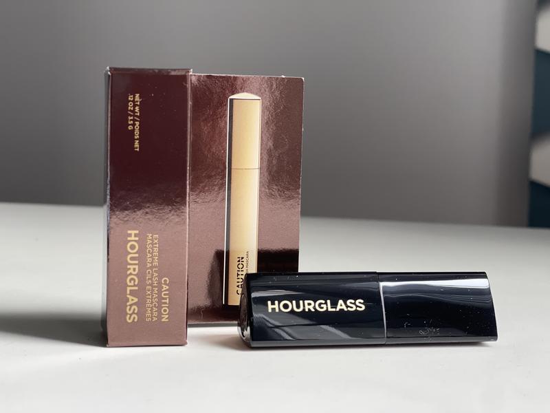 Тушь для ресниц hourglass caution — цена 340 грн в каталоге Тушь для ...
