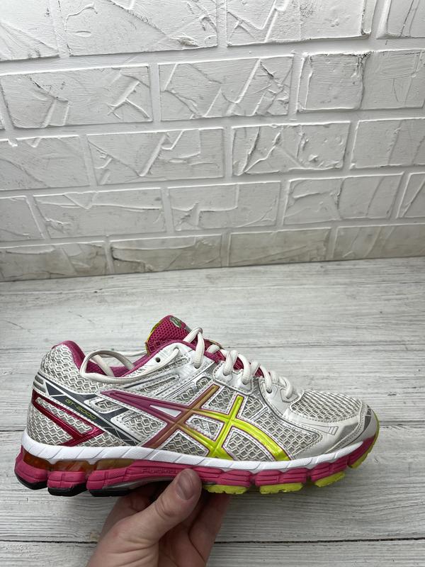 Кроссовки asics — цена 990 грн в каталоге Кроссовки Купить женские вещи ...