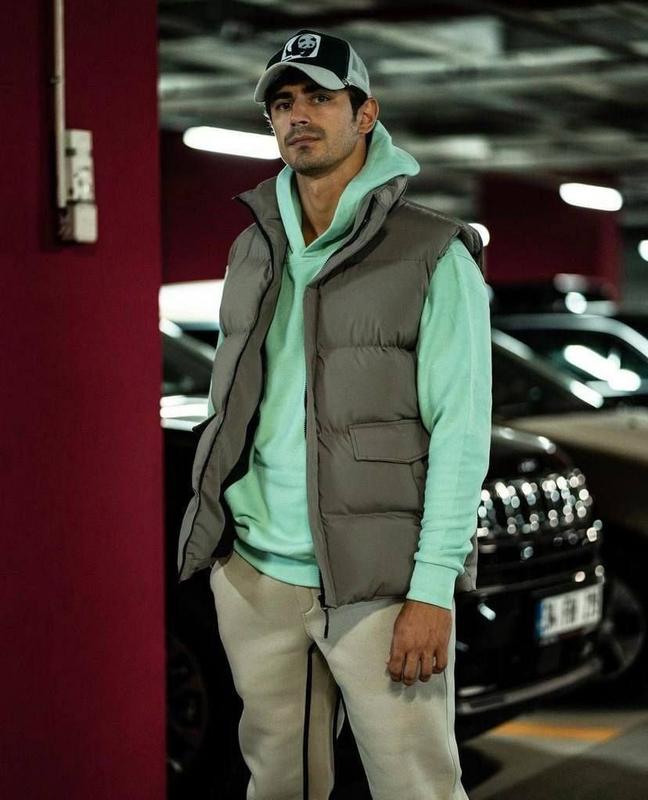 Мужская жилетка 🔥 — цена 810 грн в каталоге Жилетки Купить мужские вещи по доступной цене на