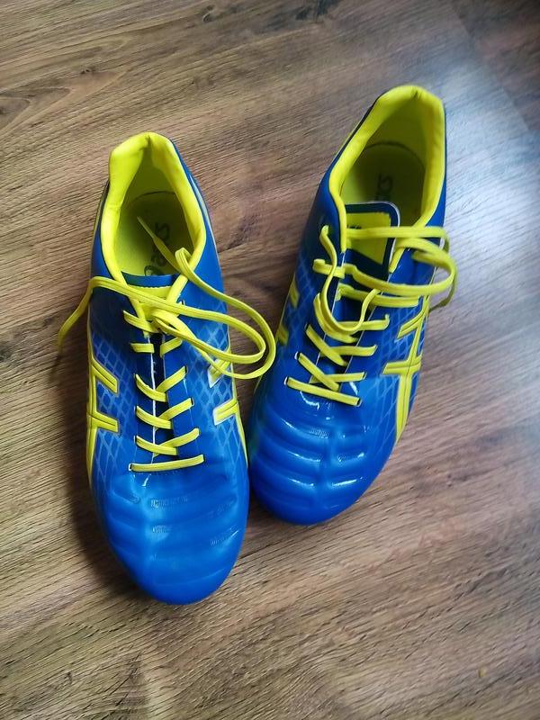 Сороконожки - кроссовки для футбола oasics — цена 600 грн в каталоге ...