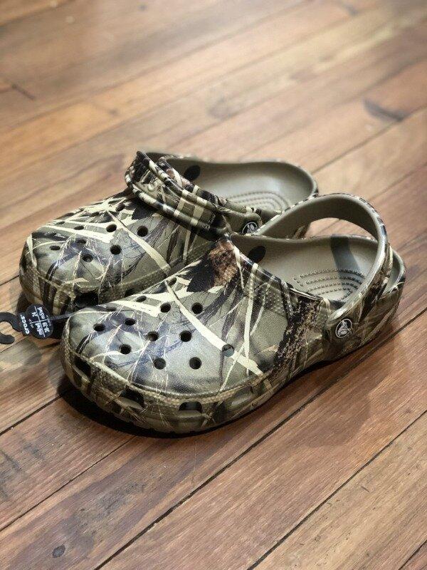 Крокс классик хаки камуфляж клог crocs classic realtrea clog v2 — цена ...