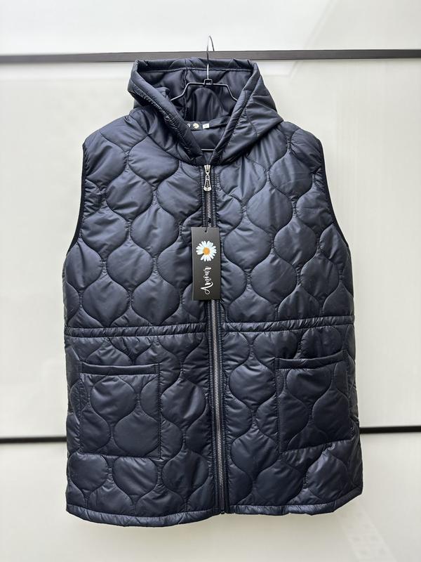 Жилет чёрный — ціна 890 грн у каталозі Жилетки Купити жіночі речі за доступною ціною на Шафі