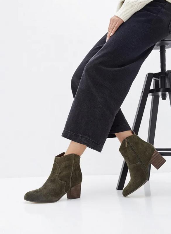 Ботильйони казаки Tamaris — ціна 1200 грн у каталозі Ботильйони Купити жіночі речі за доступною