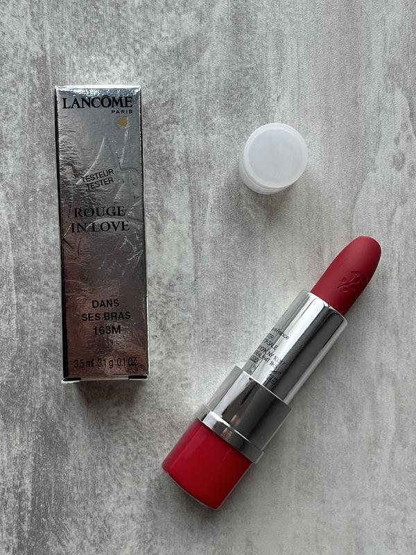 Помада lancome rouge in love — цена 198 грн в каталоге Помада для губ ...