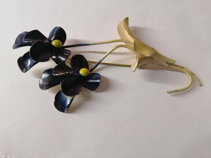 Брошка зір фіалки — ціна 1300 грн у каталозі Брошки Купити аксесуари