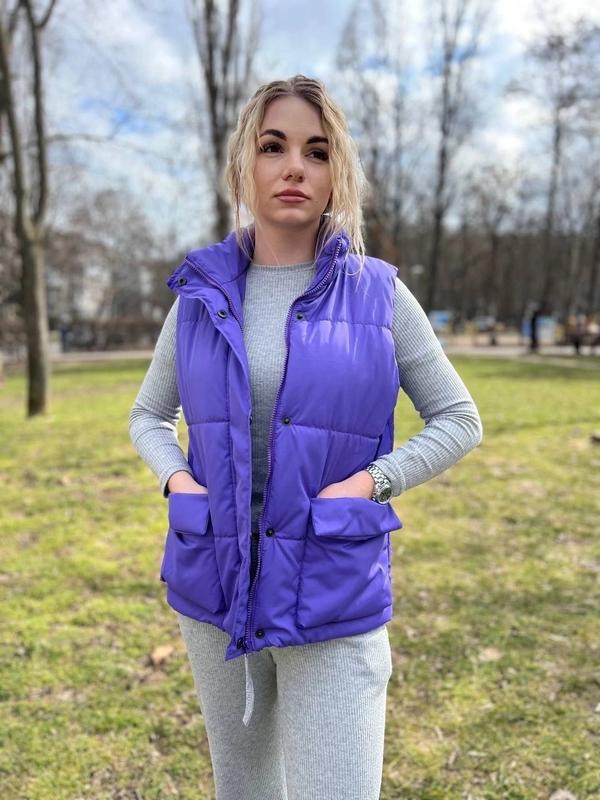 Жилетка женская на весну весенняя демисезонная короткая базовая черная ...