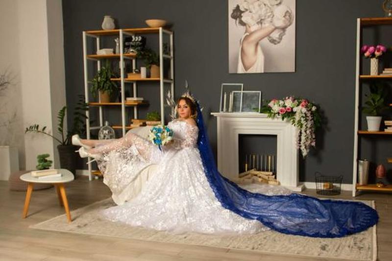 Весільна сукня зі знімним шлейфом — ціна 9000 грн у каталозі Весільні сукні Купити жіночі речі