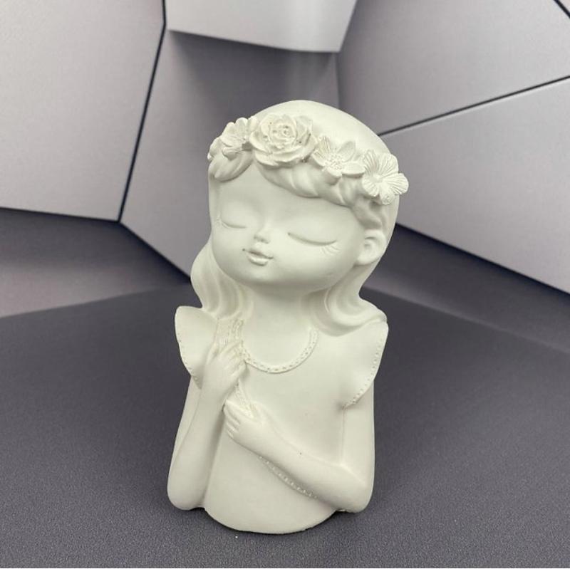 Кашпо велика дівчинка з портфелем №1 — ціна 250 грн у каталозі Кашпо Купити товари для дому та