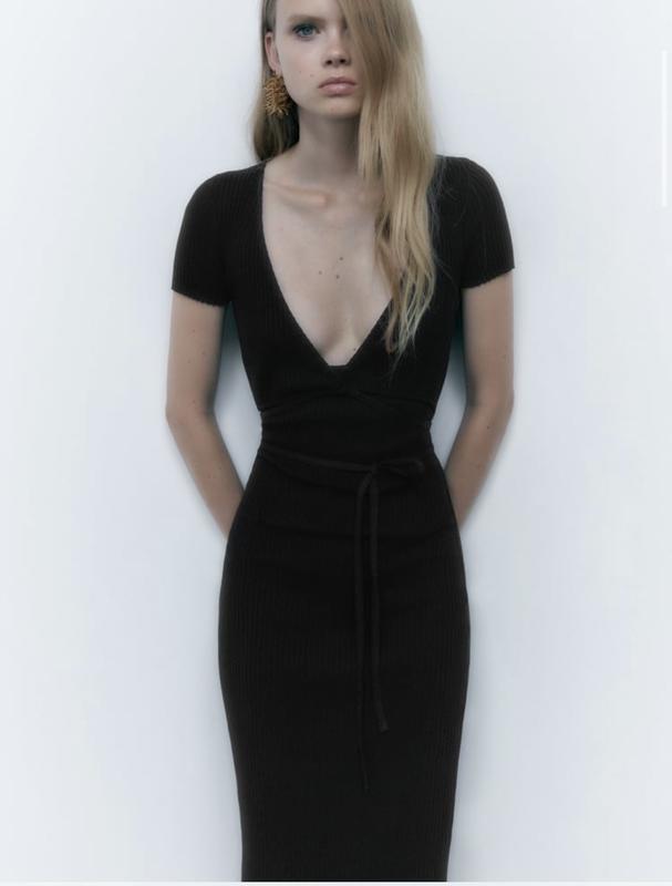 Сукня Zara — ціна 360 грн у каталозі Сукні міді Купити жіночі речі за