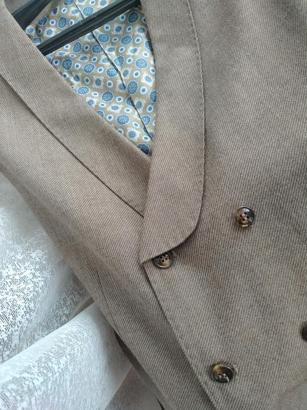 Жилет мужской — цена 1000 грн в каталоге Жилетки Купить мужские вещи по доступной цене на Шафе