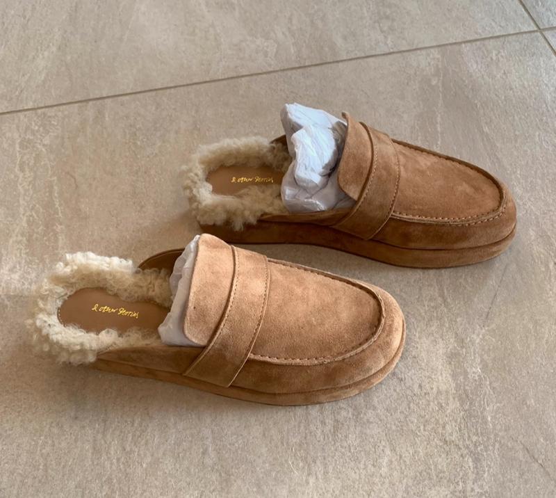 Шлепанцы — цена 3350 грн в каталоге Шлепанцы Купить женские вещи по доступной цене на Шафе