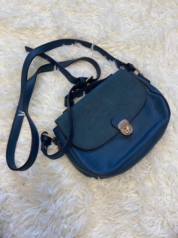 Сумка — цена 200 грн в каталоге Кросс боди Купить аксессуары по доступной цене на Шафе Украина