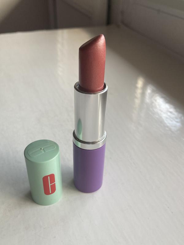 Помада — цена 130 грн в каталоге Помада для губ Купить товары для красоты и здоровья по