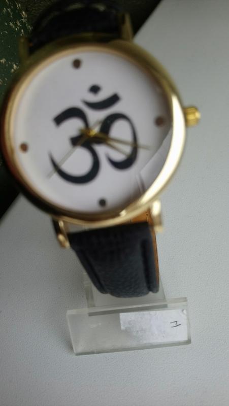 Стильний базовий годинник — ціна 200 грн у каталозі Годинники Купити аксесуари за доступною