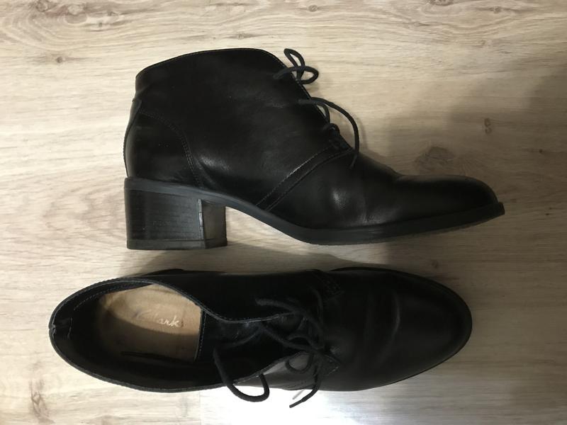 Супер комфортные мягкие ботиночки на широком устойчивом и невысоком каблуке — цена 500 грн в