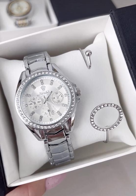 Часы — цена 1200 грн в каталоге Часы Купить аксессуары по доступной цене на Шафе Украина