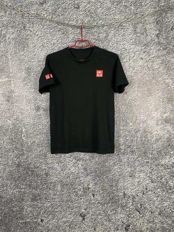 Мужская крутая оригинальная футболка uniqlo размер s — цена 250 грн в ...