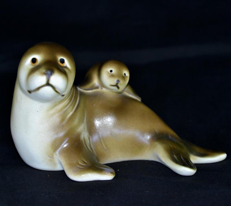 Статуэтка «тюлень с тюлененком — ціна 1400 грн у каталозі Статуетки Купити товари для дому та