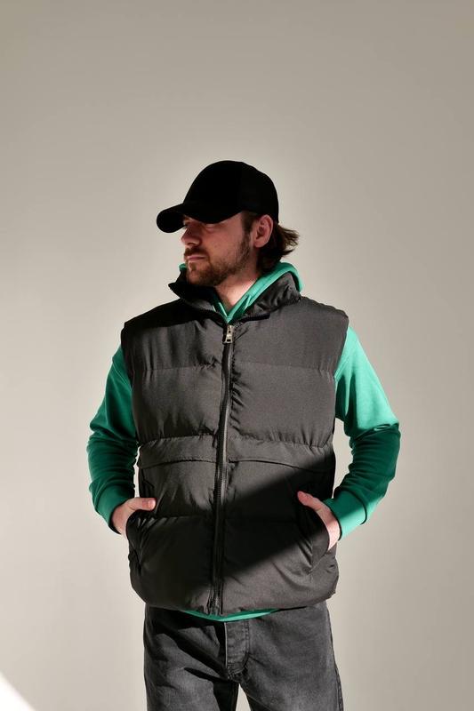 Жилетка — цена 1349 грн в каталоге Жилетки Купить мужские вещи по доступной цене на Шафе