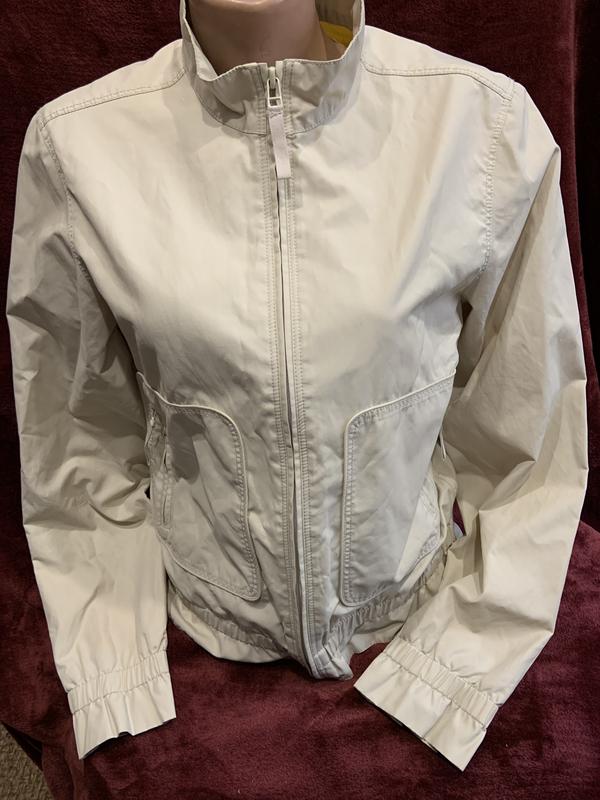 Легкая куртка — цена 300 грн в каталоге Куртки Купить женские вещи по доступной цене на Шафе