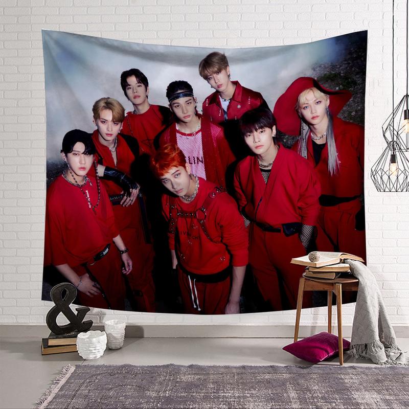 Плакат-банер зі стрей кідс stray kids — цена 355 грн в каталоге Постеры ...