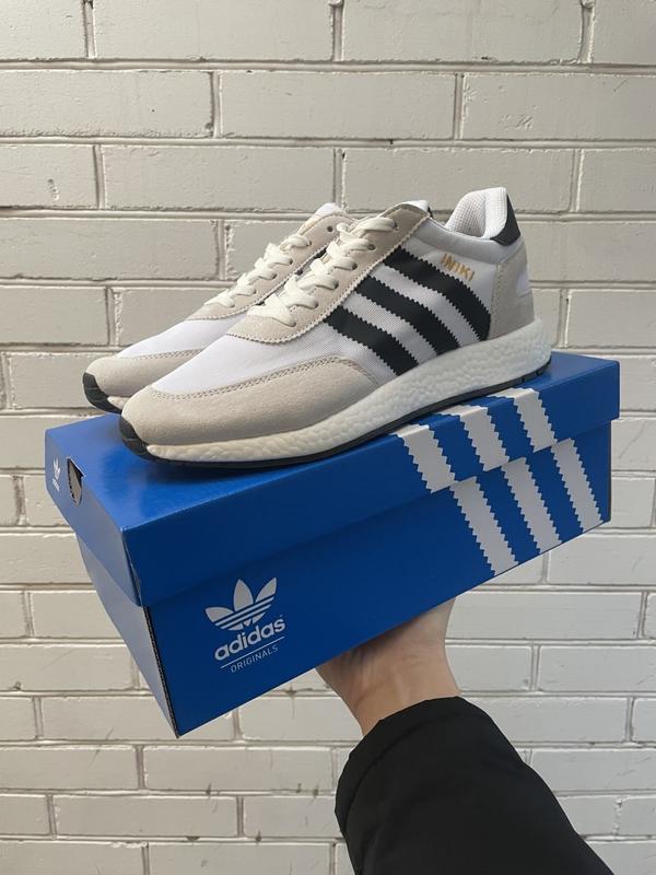 Демисезонное белые кроссовки adidas iniki белые мужские кроссовки ...