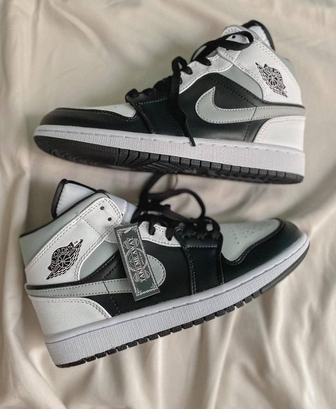 Женские кожаные кроссовки nike air jordan 1 retro high найк джорданы ...