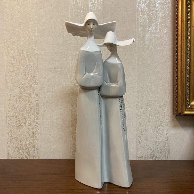 Фарфоровая статуэтка Lladro «монахини — цена 4500 грн в каталоге Статуэтки Купить товары для