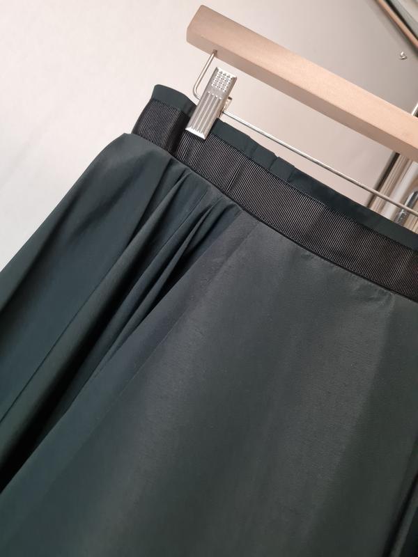 Нейлонова спідниця в складки — ціна 475 грн у каталозі Міді спідниці Купити жіночі речі за