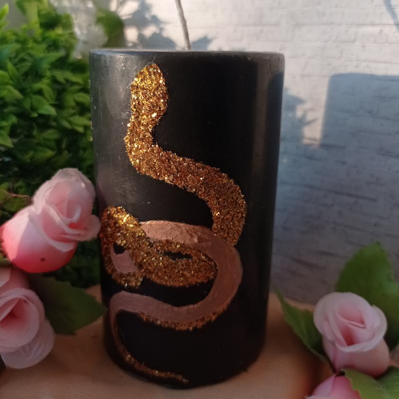 Свеча ручной работы — цена 200 грн в каталоге Свечи Купить товары для