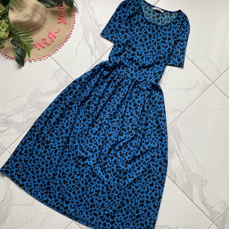 Яскрава сукня міді — ціна 173 грн у каталозі Сукні міді Купити жіночі речі за доступною ціною на