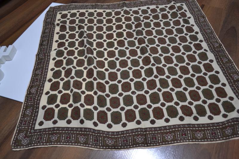 Шовкова хустка — ціна 84 грн у каталозі Шарфи Купити аксесуари за доступною ціною на Шафі