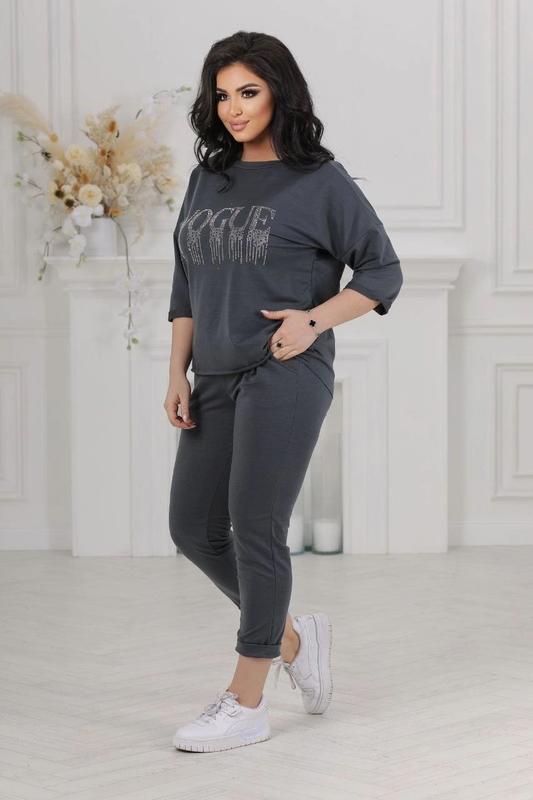 Костюм — цена 700 грн в каталоге Брючные костюмы Купить женские вещи по доступной цене на Шафе