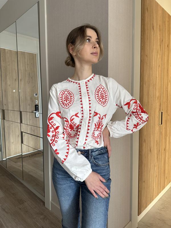 Українська вишиванка — ціна 950 грн у каталозі Вишиванки Купити жіночі речі за доступною ціною