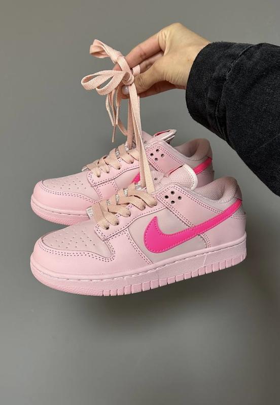 Красивейшие женские кроссовки nike sb dunk low triple pink розовые ...