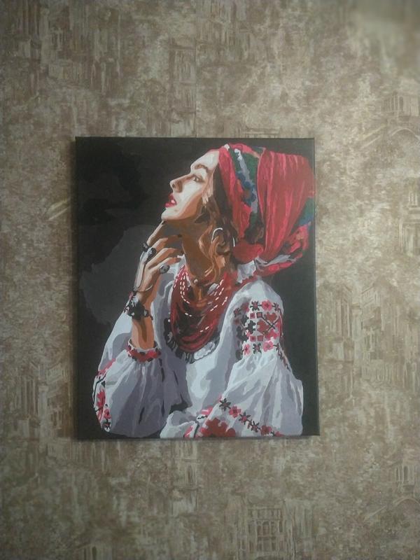 Картина україночка — ціна 750 грн у каталозі Картини Купити товари для