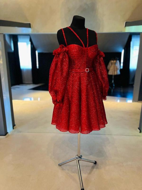 Вечірні випускні сукні — ціна 4500 грн у каталозі Короткі сукні Купити жіночі речі за доступною