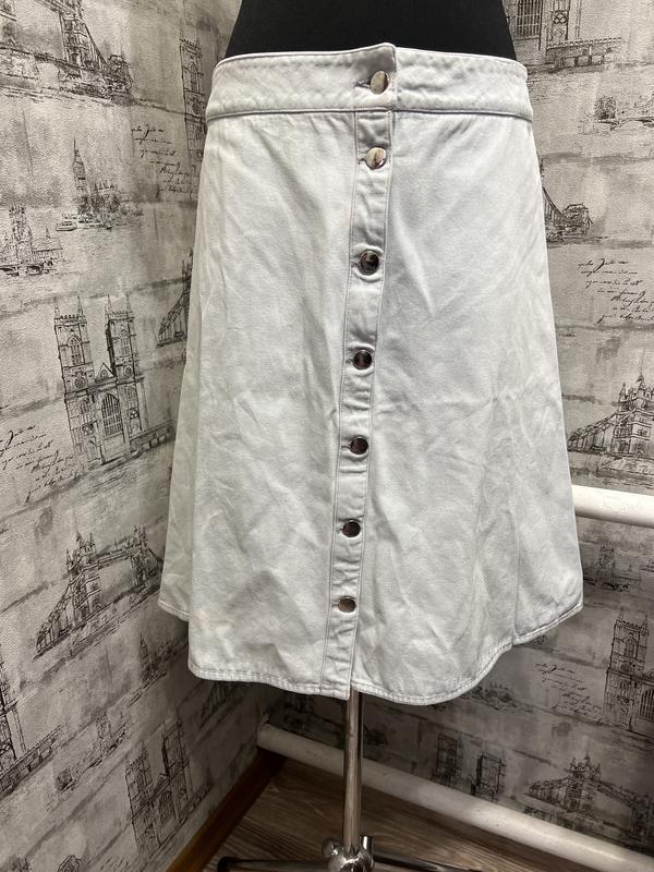 Джинсовая котоновая светлая серая синяя юбка трапеция — цена 380 грн в каталоге Мини юбки Купить