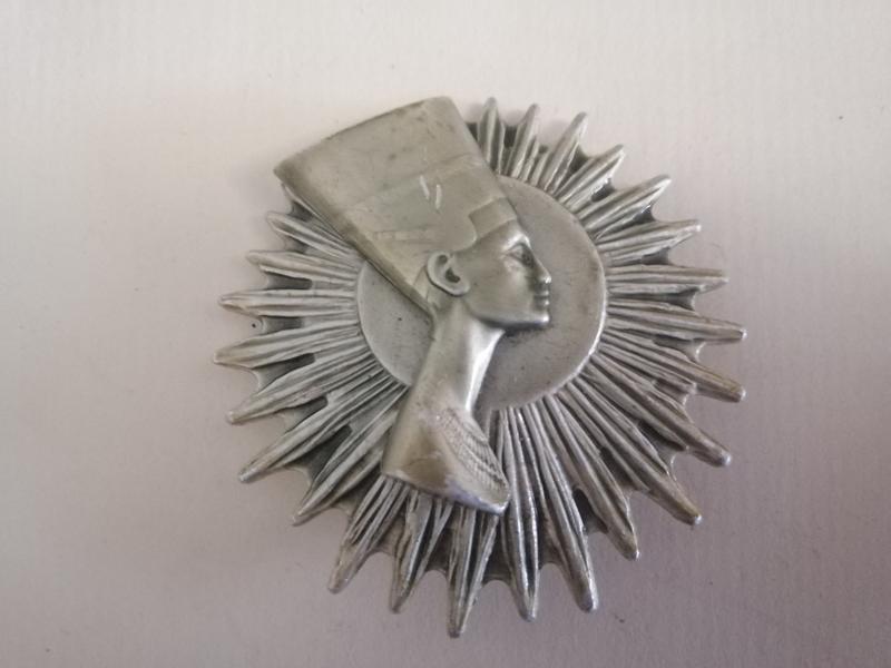 Брошка зір нефертітіні — ціна 1370 грн у каталозі Брошки Купити