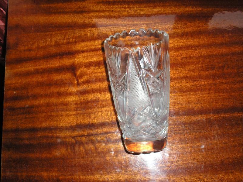 Кришталева ваза — цена 230 грн в каталоге Вазы Купить товары для дома и быта по доступной цене