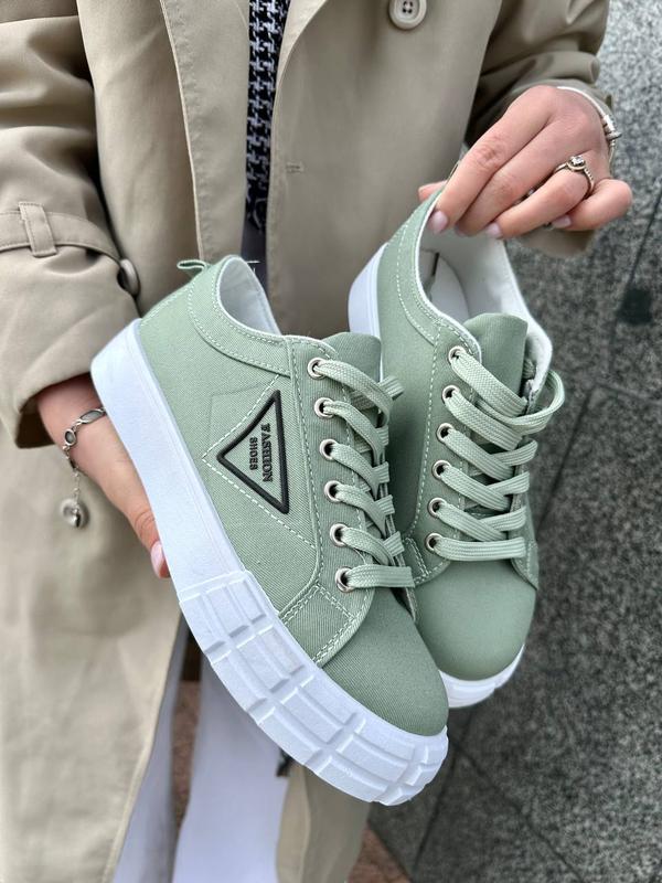 Кеди — ціна 800 грн у каталозі Кеди Купити жіночі речі за доступною ціною на Шафі Україна