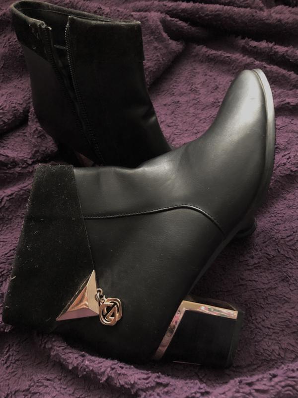 Сапожки — ціна 249 грн у каталозі Черевики Купити жіночі речі за доступною ціною на Шафі